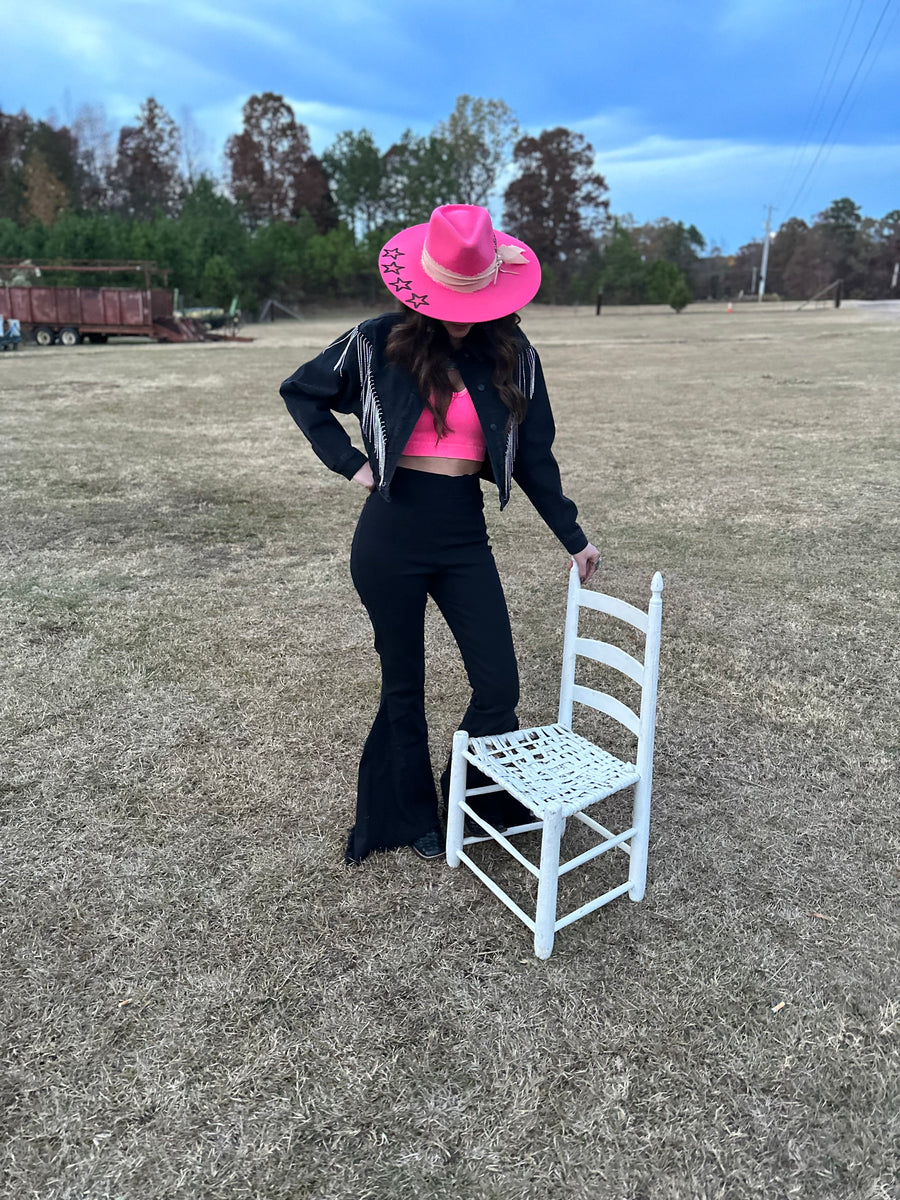 THE RAVEN BELLS – The Branded Magnolia